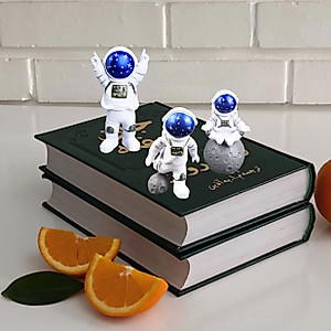 4 PCS Astronaut Figurine, Blue Astronaut Figure Toy Desktop Ornaments Resin Outer Space Birthday Cupcake Spaceman for Kids Party Funny Gift, 3PCS Astronaut and 1PCS Keychain, Desk Decor, Shelf Decor