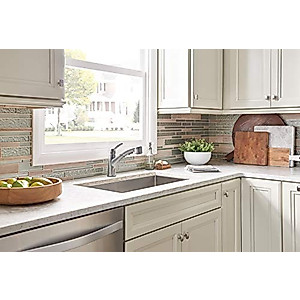 Delta Faucet Collins Single-Handle Kitchen Sink Faucet with Pull Out Sprayer and Magnetic Docking Spray Head, Arctic Stainless 4140-AR-DST