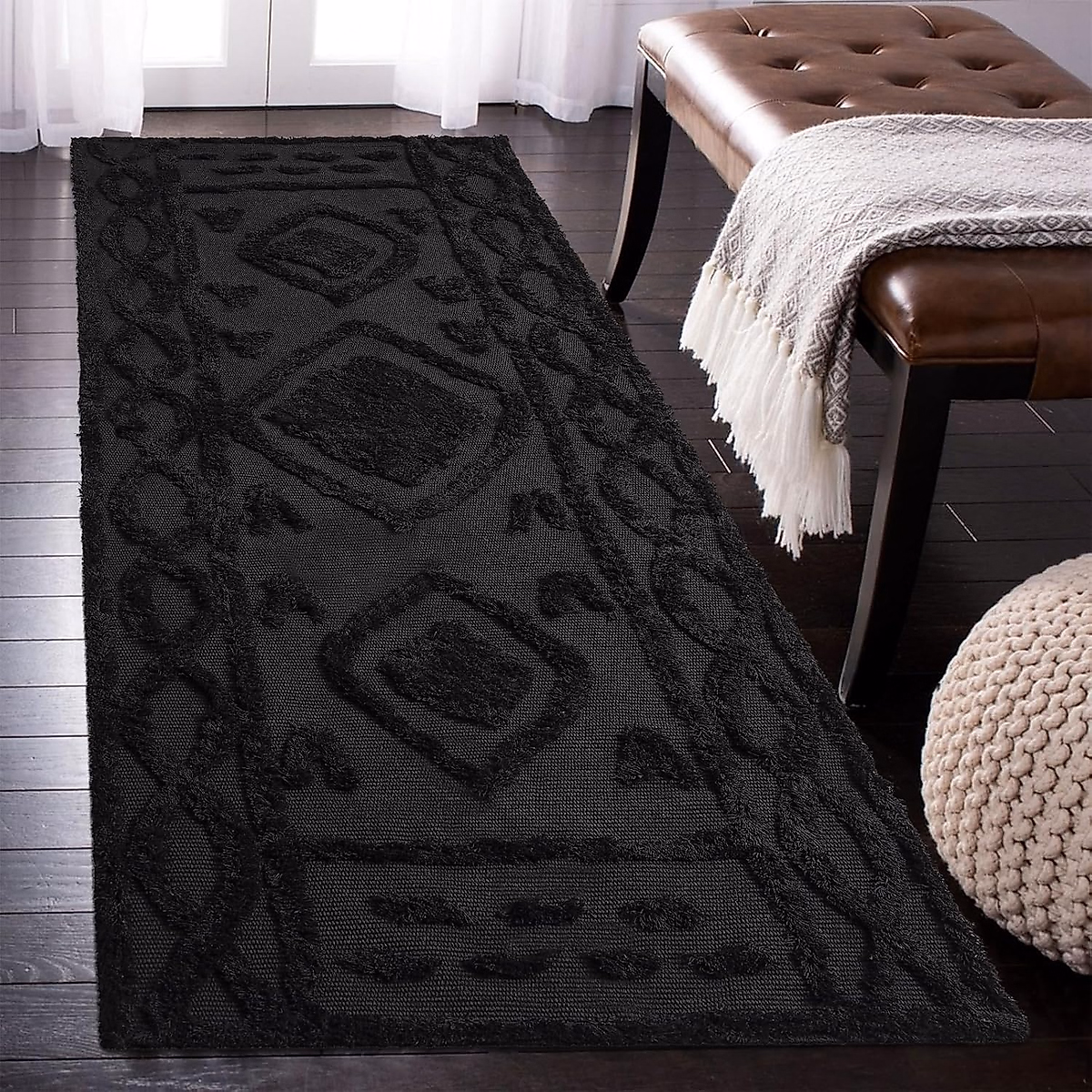 Boho Runner Rug 2'x5' Tufted Cotton Area Rug Accent Beside Rugs Washable Cream Bohemian Long Throw Carpet for Hallway Bedroom Kitchen Laundry Living Room Bathroom Black