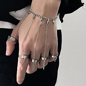 Hand Chain Bracelet Ring Bracelet Hand Chain Dainty 14K Gold Finger Ring Bracelet Trendy Adjustable Rhinestone Finger Ring Hand Chain for Women Gifts Trendy Stuff