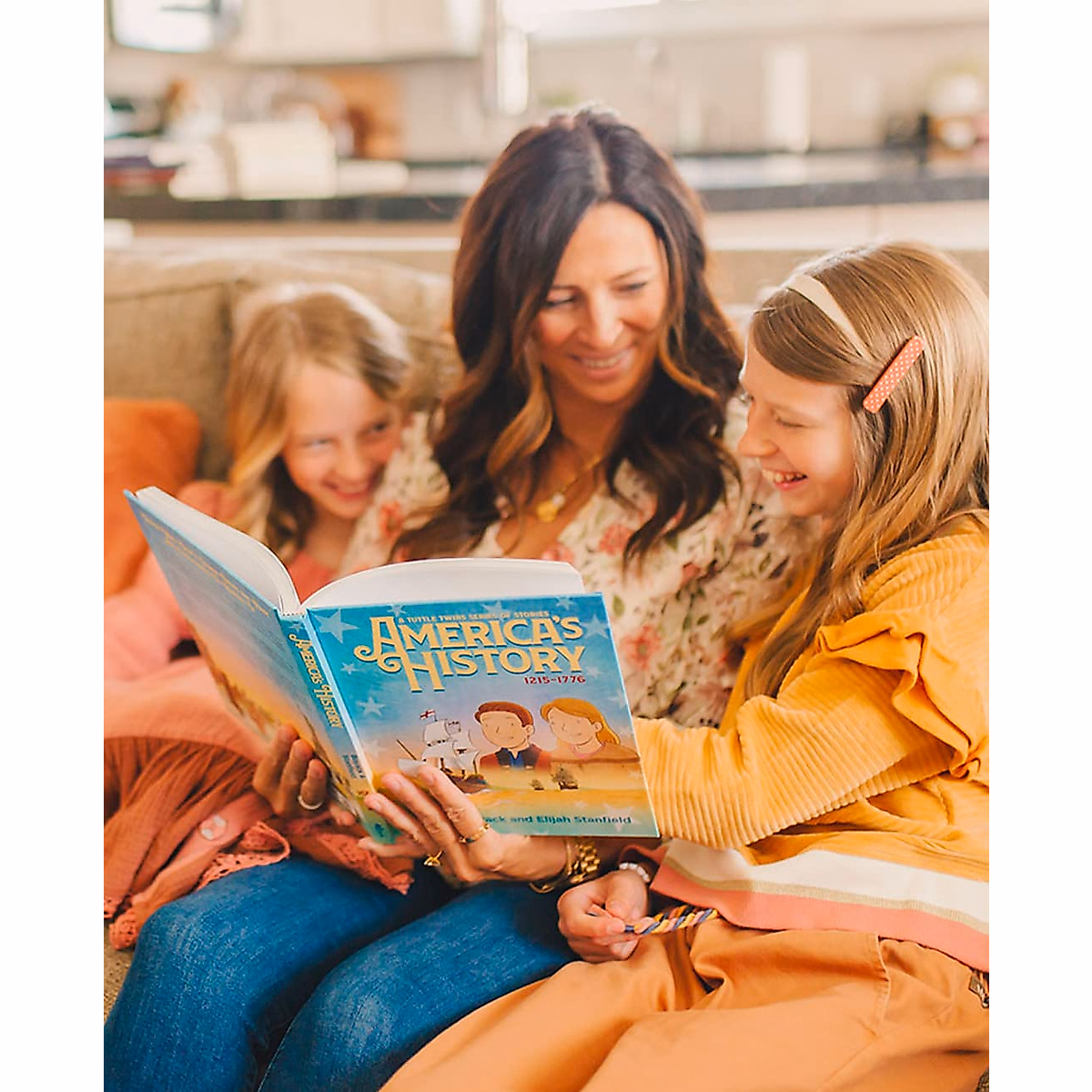 America's History: A Tuttle Twins Series of Stories (1215-1776) (The Tuttle Twins Stories)