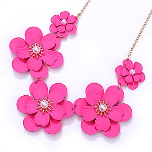 Boho Choker Necklace for Women Cute Flower Collar Necklace Statement Chunky Pearl Charm Summer Beach Chokers Necklaces Jewelry Gifts for Women