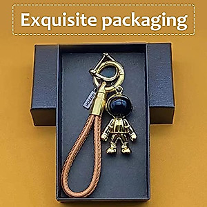 Space Astronaut Key Chain Space Robot Key Chain Ring Decorations Black Keychains for Men Boyfriend Birthday Gifts (black)