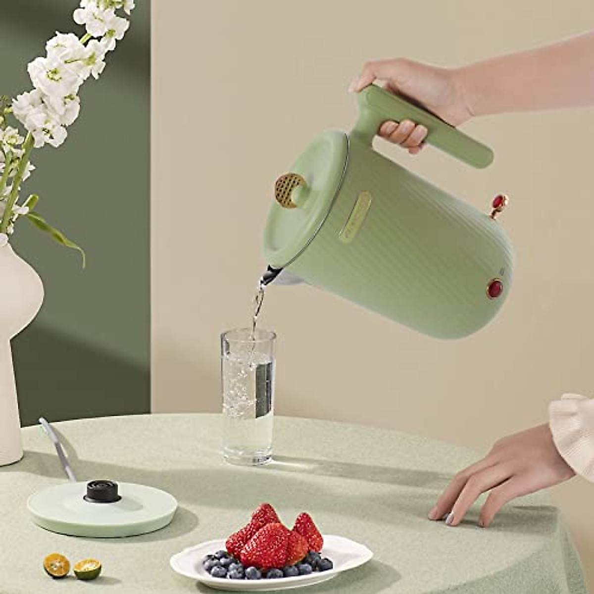 Small Electric Kettle,Retro Electric Kettle Stainless Steel Double Wall Electric Kettle with Automatic Shut Off, for Tea and Coffee (BPA free)