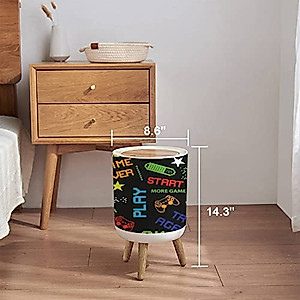 Trash Can with Lid seamless abstract in pixel game style With dice words for boys Press Cover Small Garbage Bin Round with Wooden Legs Waste Basket for Bathroom Kitchen Bedroom 7L/1.8 Gallon