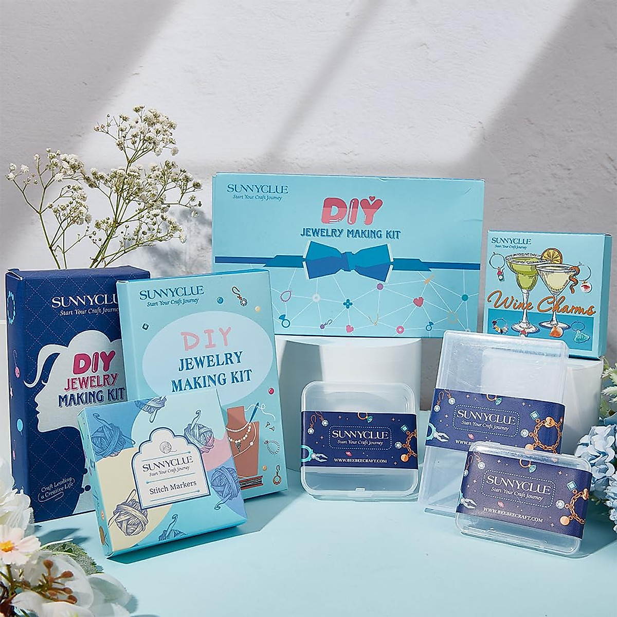 SUNNYCLUE 20Pcs Cloche Bell Jar 8mL Glass Display Dome with Cork Base 1.28 inch Small Clear Bottles Mini Bottles Dome Decorative Jars Display Case for Christmas Home Decor Dried Flowers Party Favor