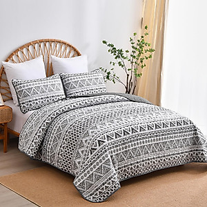 DJY Boho Quilt Set King Size, 3 Pieces Grey White Striped Geometric Bedspread Coverlet Set with 2 Pillowcases Soft Lightweight Microfiber Bohemian Quilt Bedding Set for All Season 103"x90"