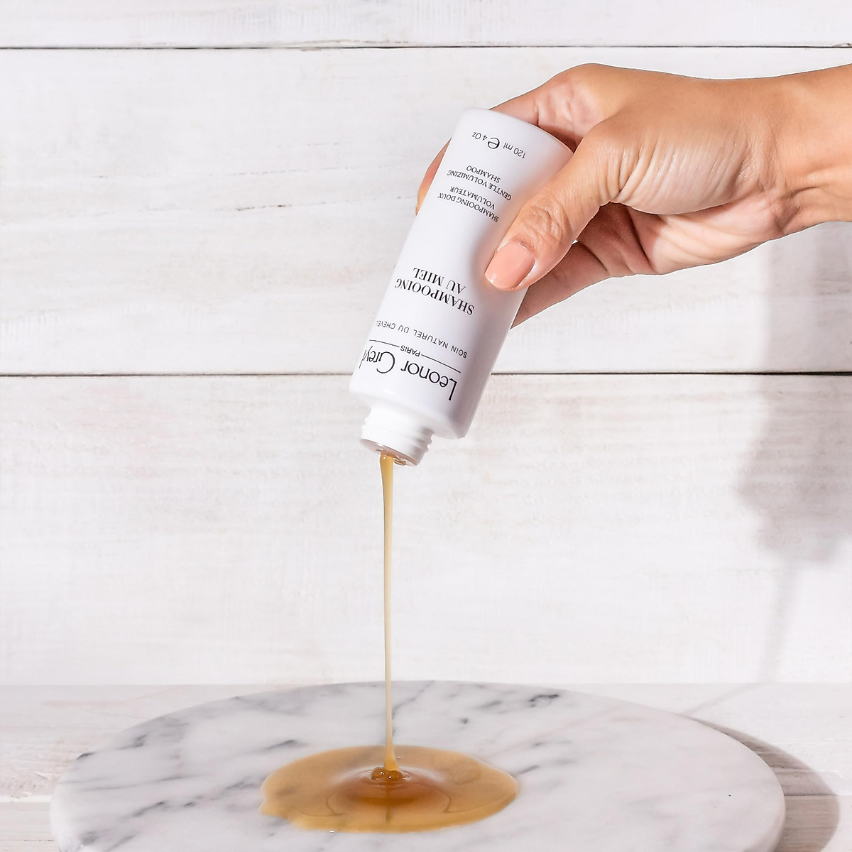 Leonor Greyl Gentle Volumizing Honey Shampoo - Shampooing Au Miel 97% Natural Ingredients, Lavender Honey, French Rose Extracts Build Volume, Flexibility & Shine. 4 fl Oz. Made In France.