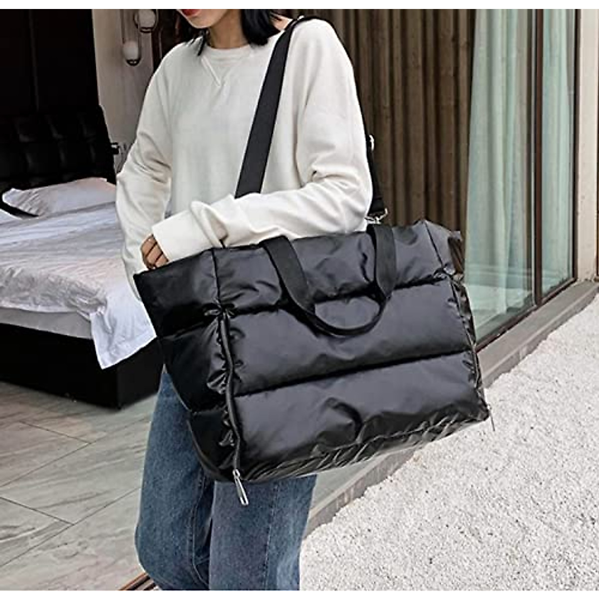 SGLTY Women Puffer Tote Bag,Winter Large Handbags, Designer Soft Puffer Shoulder Bag,Ladies Large Quilted Yoga Bag (Black)