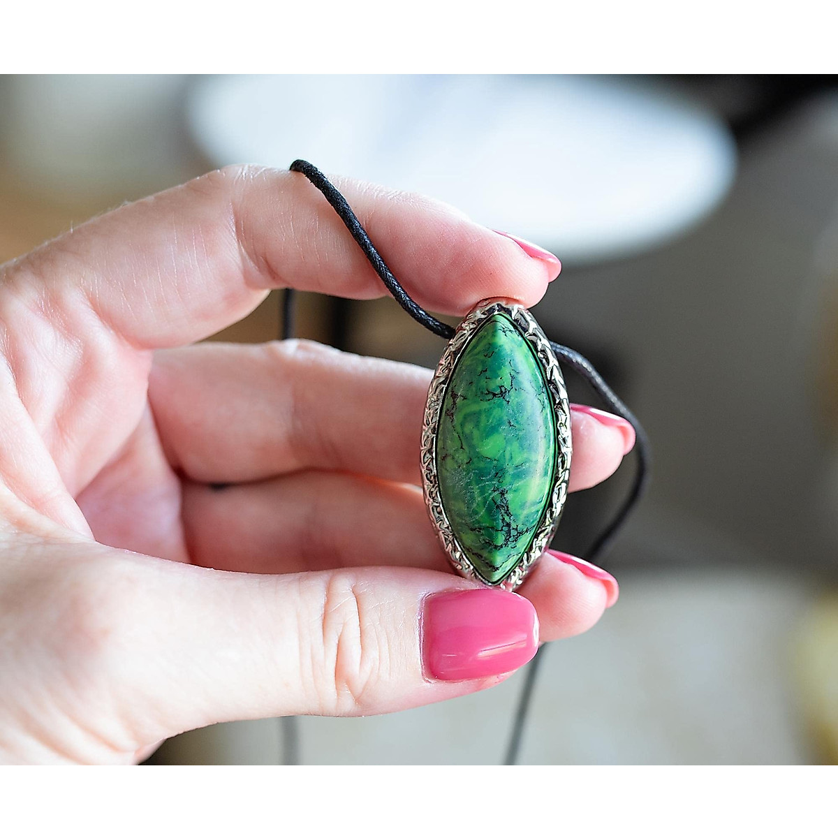 SalesOne LLC Marvel Studios Shang-Chi and the Legend of the Ten Rings Green Pendant Necklace Authentic Prop Replica, Cosplay Costume Accessories | MCU Superhero Comic Book Gifts And Collectibles