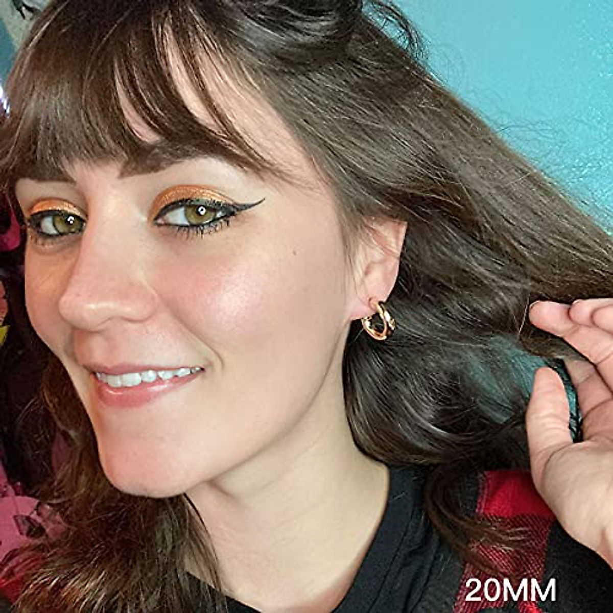 Wlane Small Thick Gold Hoop Earrings for Women, Chunky Gold Hoops 20mm(8 inch)