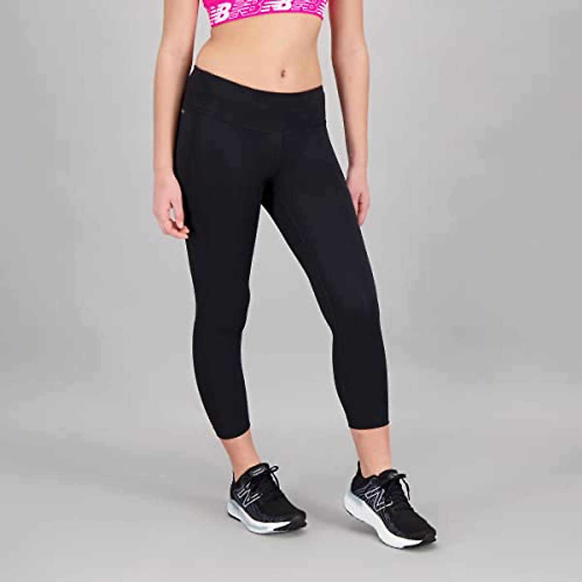 New Balance Women's Accelerate Capri, Black , Small