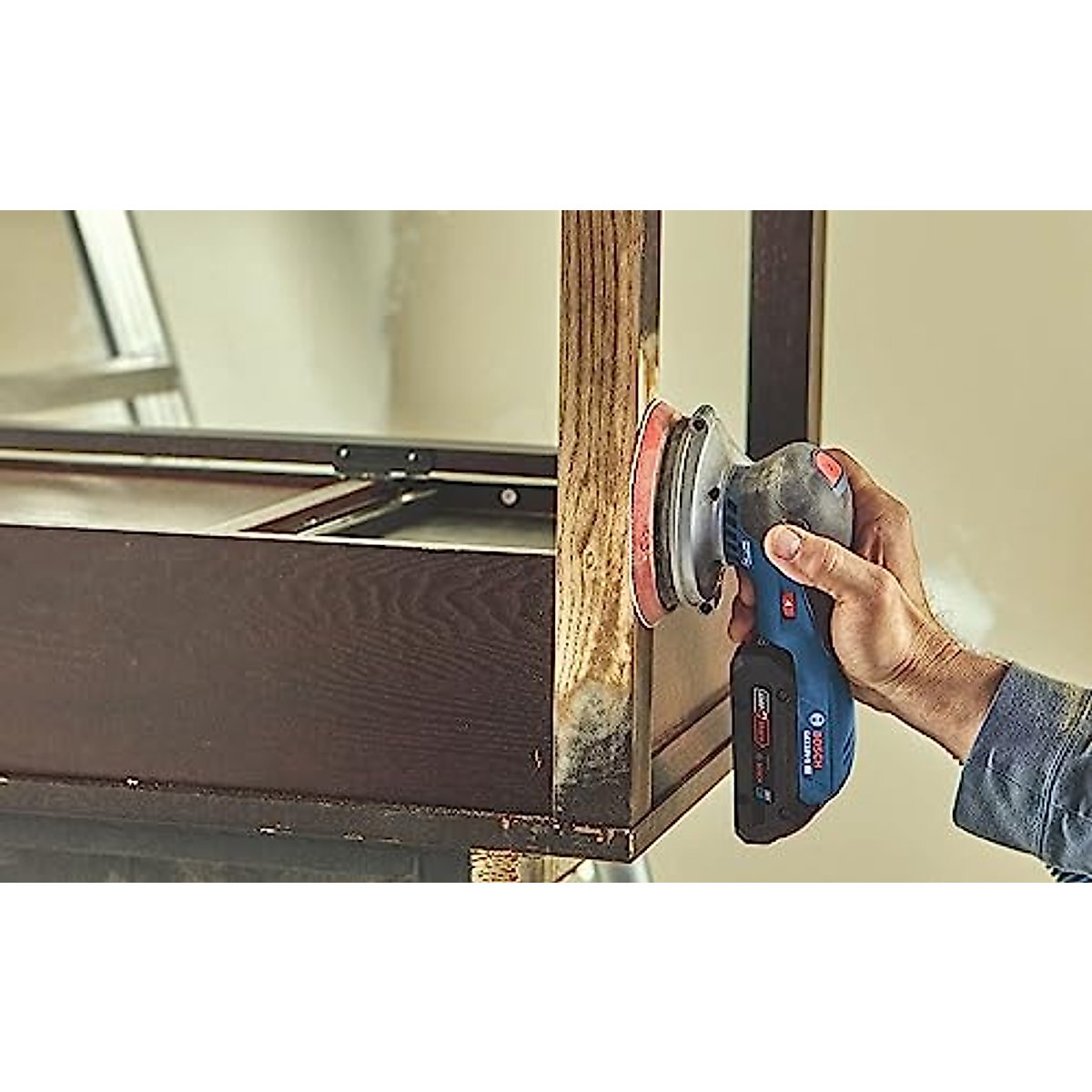 BOSCH GEX18V-5B15 18V Brushless 5 In. Random Orbit Sander Kit with (1) CORE18V 4 Ah Advanced Power Battery