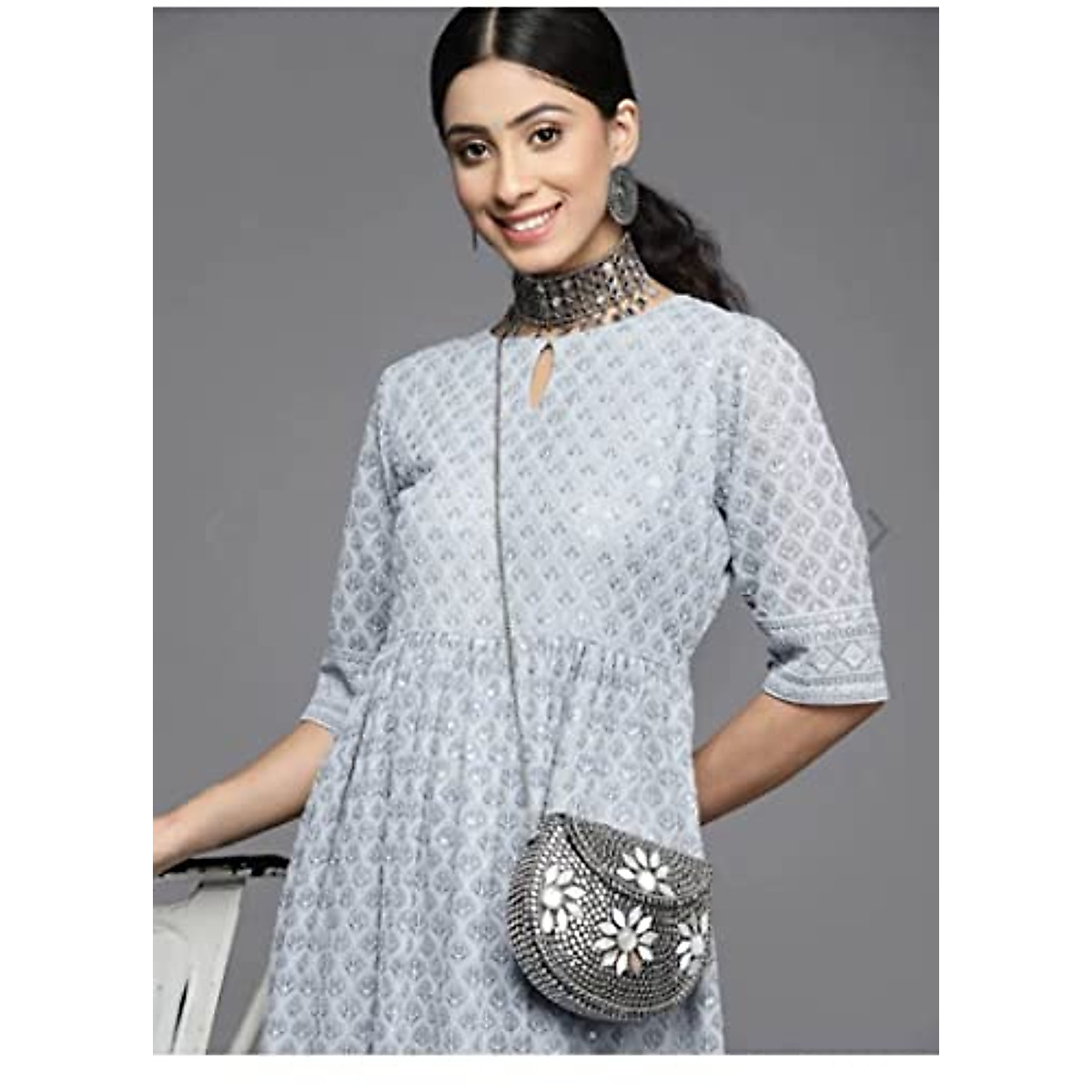 Trend Overseas Silver metal Beaded Ethnic purse Girls Bridal Bag cross body bag for women/Girl party clutch Metal clutches Vintage Brass