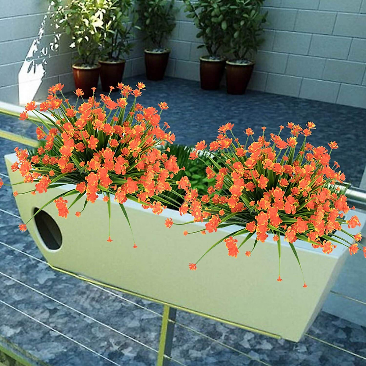 4pcs Artificial Red Daffodils Flowers Fake Shrubs UV Resistant Faux Plants Faux Plastic Bushes Indoor Outdoor Home Office Garden Patio Yard Table Wedding Farmhouse Centerpieces Pot Decor (Red)