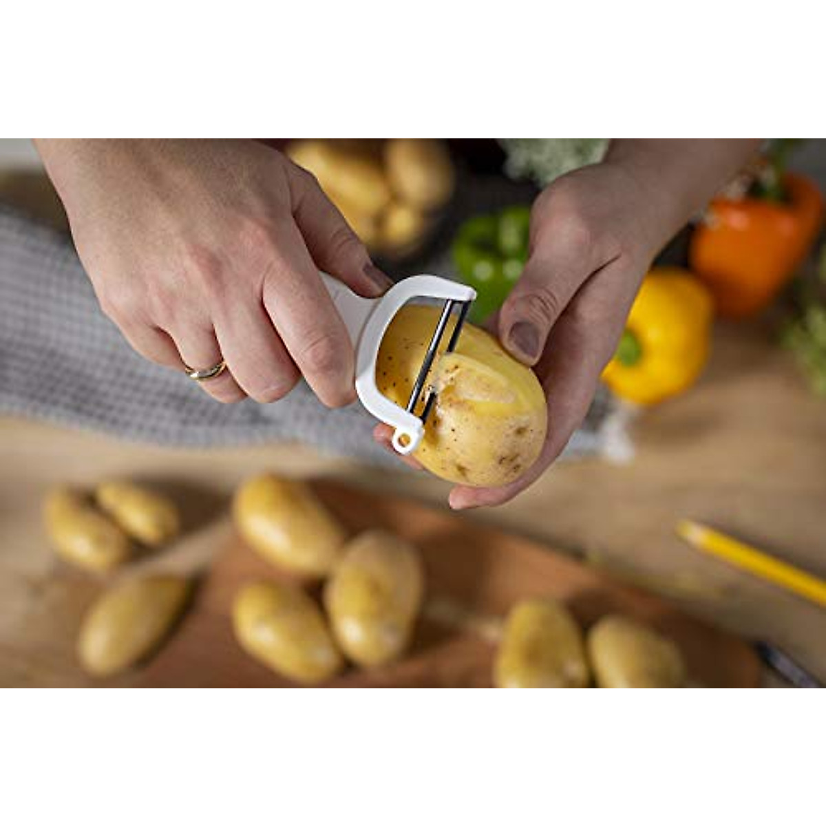 Kuhn Rikon "Swiss" Peeler, White