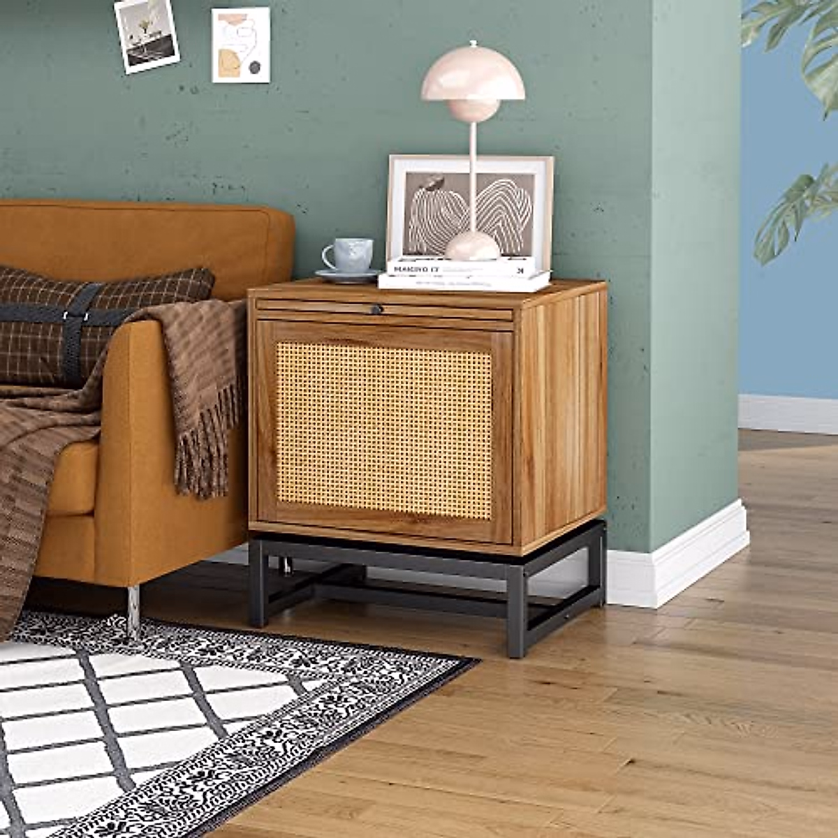 SeokIljin Natural Rattan Door Nightstand,with 1 Rattan Door Drawer,Rustic Bedside Table Cabinet Accent Table with Sturdy Metal Leg for Living Room,Bedroom