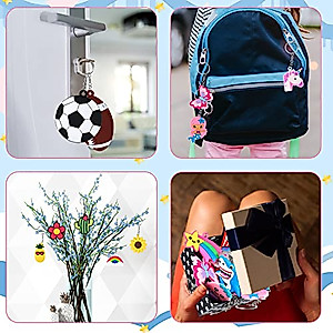 Stondino 62Pcs Video Game Party Favors Key Chains Bulk Keychains for Kids Party Favors Keyrings Bulk Mini Keychain for Classroom Prizes Kids Birthday Party Favor Gift Kids Goodie Bag Stuffers