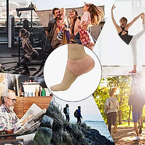 Zinyakon Gel Heel Cups Cushion for Heel Pain, 3 Pairs of Heel Protector Pads for Men and Women, Plantar Fasciitis Inserts Absorb Shock and Moisturizing for Cracked Heel