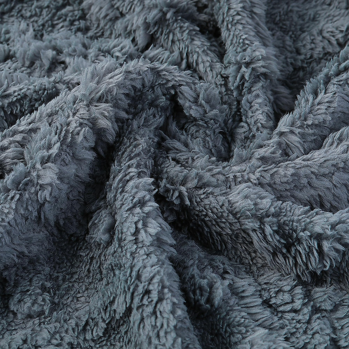 Aganear Fleece Throw Blanket - Cozy Soft Lightweight Fuzzy Throw Blanket for Women Portable Throw Blankets for Couch, Warm Gifts for Birthday, Christmas, Valentine's Day, Mother's Day(50"x60", Gray)