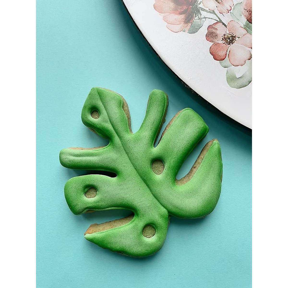 LILIAO Tropical Flamingo Cookie Cutter Set - 3 Piece - Palm Tree, Cactus and Tropical Monstera Leaf Biscuit Fondant Cutters - Stainless Steel