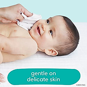 Pampers Baby Wipes, Complete Clean Baby Fresh Scented Wipe, Gently Cleans Head to Toe, 216 Total (3 Flip-Top Packs)