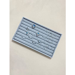 7 Slots Luxury Ring Display Case Jewelry Tray Organizer 8.26 x 5.11 inch / 21x13cm Stackable Storage Case Box Coated with Grey Velvet Rings Holder Protection