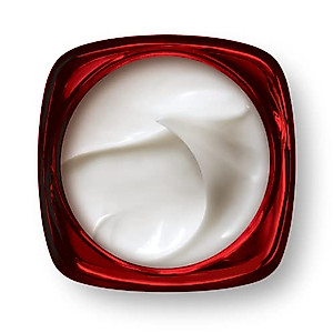 L’Oreal Paris Skincare Revitalift Triple Power AntiAging Face Moisturizer with Pro Retinol, Hyaluronic Acid & Vitamin C to reduce wrinkles, firm and brighten skin, Cream, 2.55 Ounce (Pack of 1)