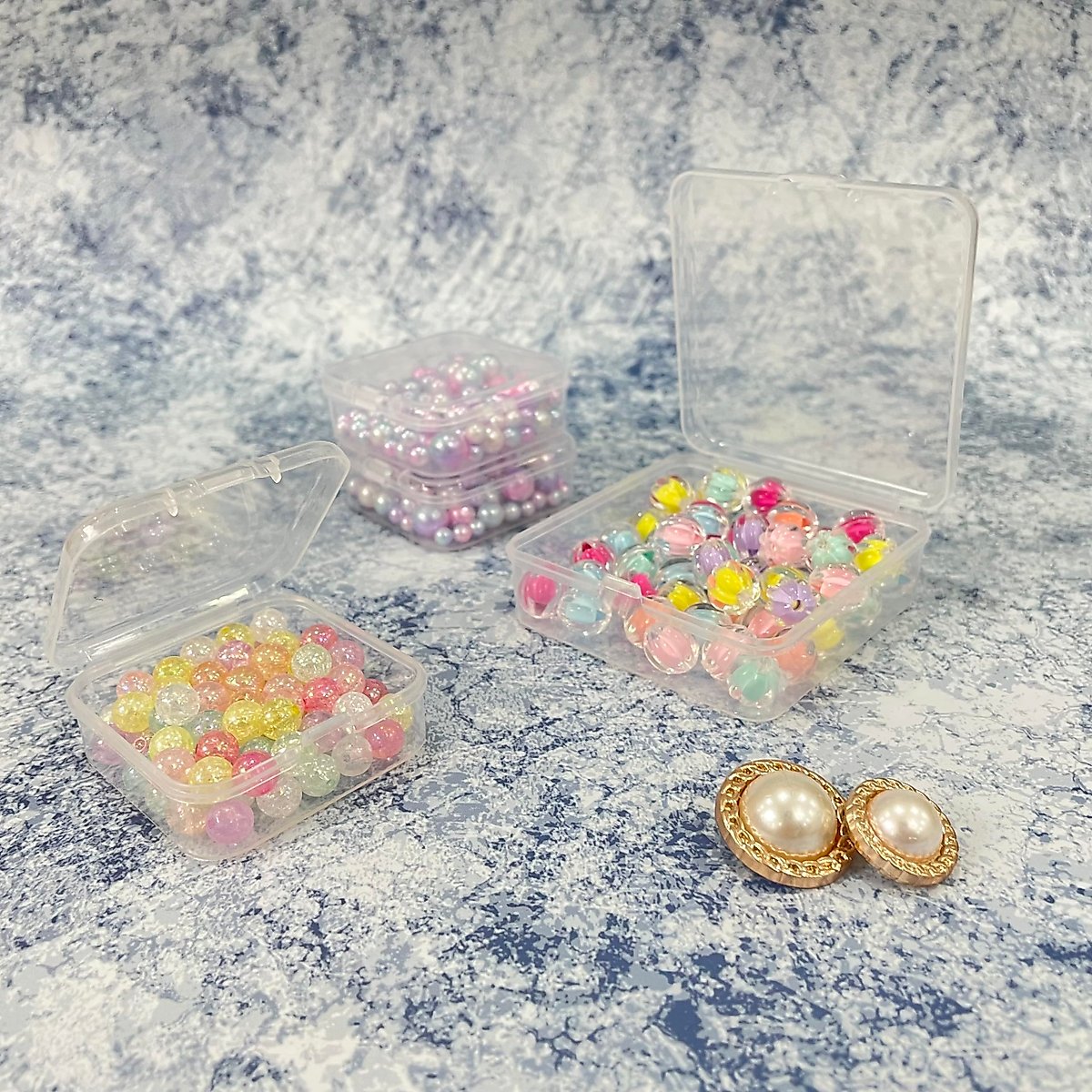 Oarolloy 16 Pieces Small Plastic Containers with Lids 4 Mixed Sizes Clear Empty Storage Boxes for Small Items, Craft Projects