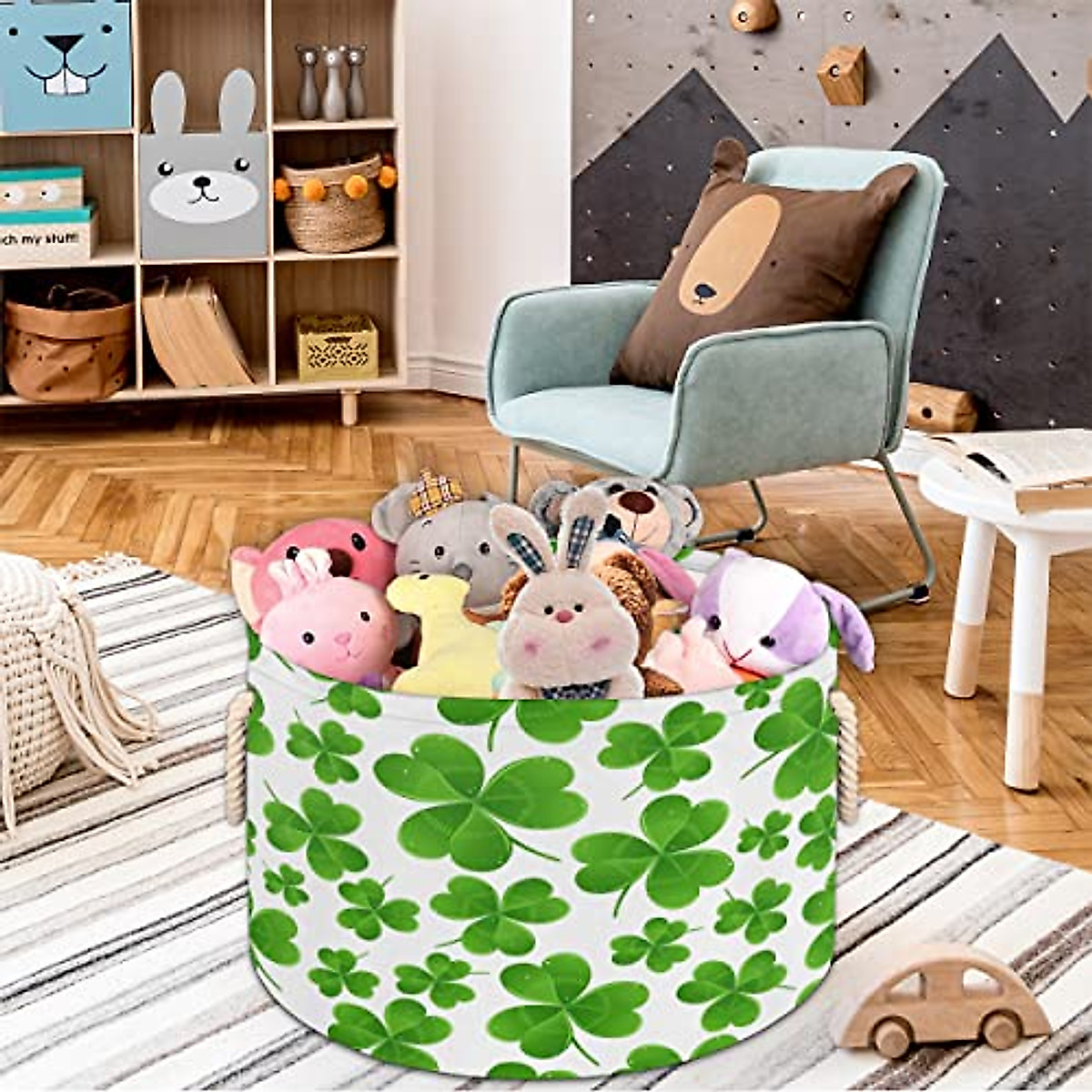 St. Patrick's Day Green Clover Leaves Large Round Baskets for Storage Laundry Baskets with Handles Blanket Storage Basket for Bathroom Shelves Bins for Organizing Nursery Hamper Girl Boy