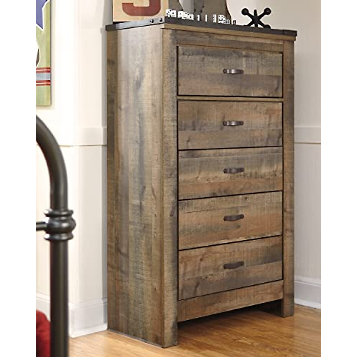 Signature Design by Ashley Trinell Rustic 5 Drawer Chest of Drawers with Nailhead Trim, Warm Brown