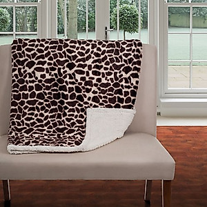 Lavish Home Giraffe Fleece Sherpa Blanket Throw