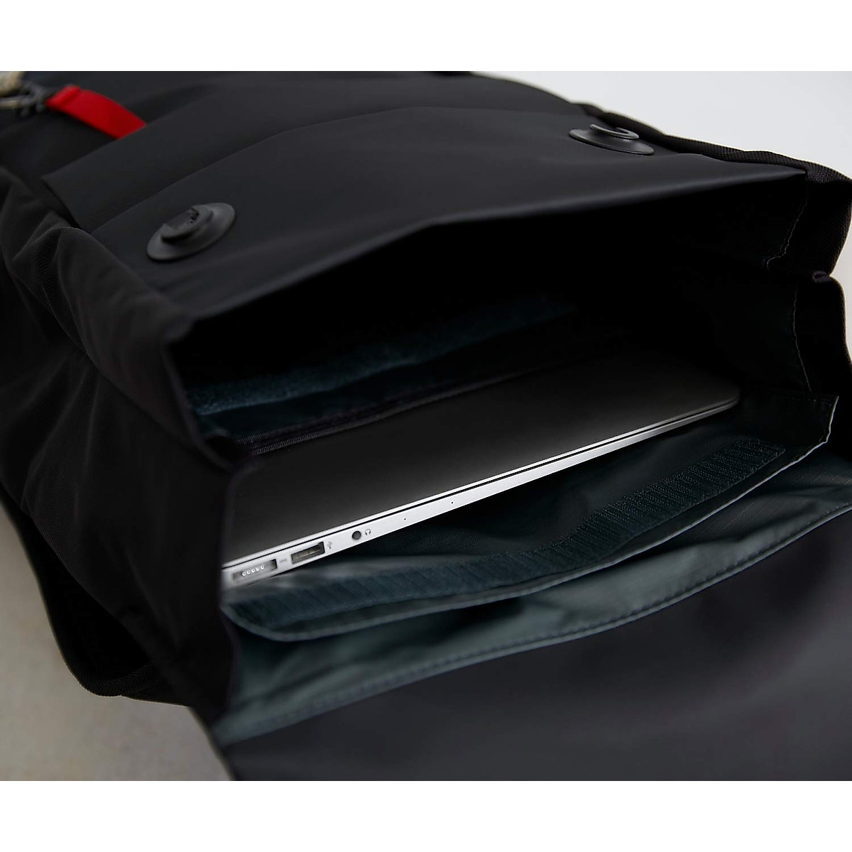 Timbuk2 Robin Commuter Laptop Backpack (Jet Black)