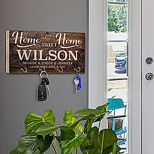 Personalized Key Hook for Wall - Cuztomized Wooden Key Hooks Decorative for Home Kitchen Farmhouse Decor - Custom Organizer Mother's Day Gift for Key Bill Glass Holder for Entryway Storage Hallway C01