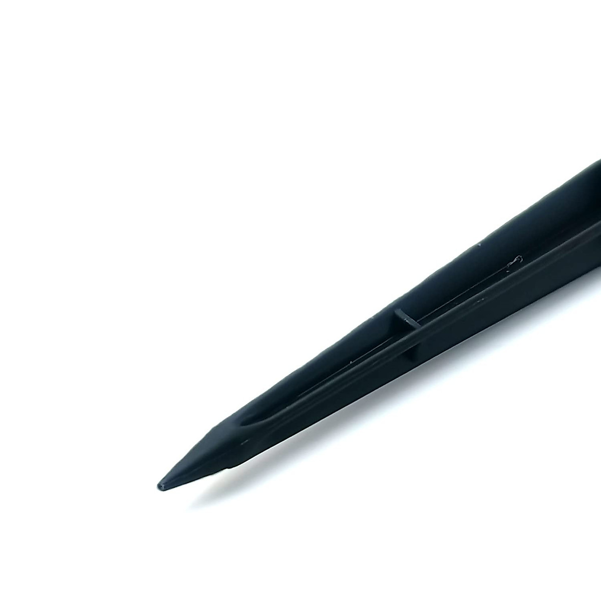 PheiLa 50 Pcs Drip Emitters with Stake Water Flow Adjustable for 1/4 Inch Irrigation Tube Hose, 360 Degree Sprayer Irrigation Drippers Watering Stake for Garden Patio Lawn Flower Bed - Black