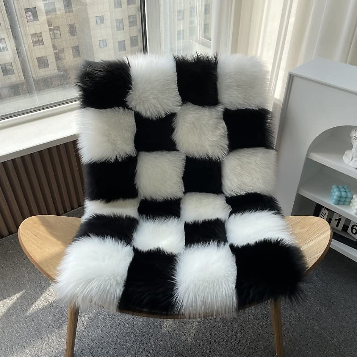 CKLZSAY Faux Fur Rug Three Layer Thick Washable Fluffy Soft Sheepskin Rug Rectangular 2x4 Feet Plush Rug for Living Room Bedroom Sofa Bedside Floor Cushion Rug (Black and White)