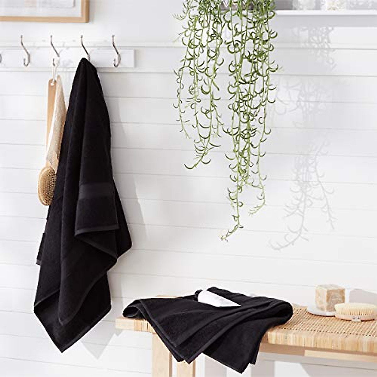 Amazon Basics Fade-Resistant Cotton Bath Towel - 4-Pack, Black