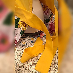 Blender Cover for OSTER. Kitchen design: Sunny Sunflower/Red checkered.- Dress for blender-Ribbons to make your own adjustable bow.