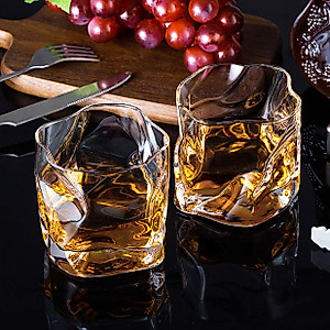 YouYah Whiskey Glasses Set, Crystal Whisky Glasses with 4 Stainless Steel Ice Cubes and Ice Tong, Gifts for Men, Lowball Bar Glass for Brandy, Cocktail, Vodka, Cognac