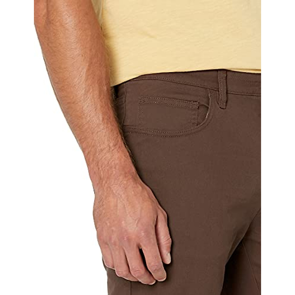Amazon Essentials Men's Chinos, Athletic Fit, Work Pants, 5-Pocket, Comfort Stretch, Brown, 33W x 30L