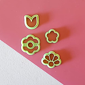 4 Pieces Set Polymer Clay Cutters, Flower Shaped Clay Cutters for Jewelry Making Beginner, Clear Clay Earring Cutters for Pottery and Cookie Cutters