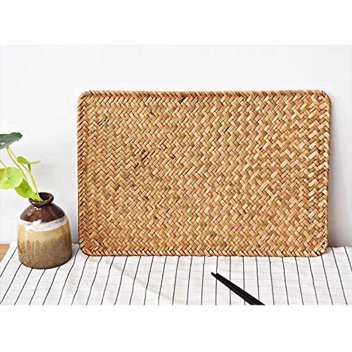 4 Pack Rectangular Woven Placemats, Natural Seagrass Place Mats, 17" x 12", Rattan Wicker Table Mats for Dining Table