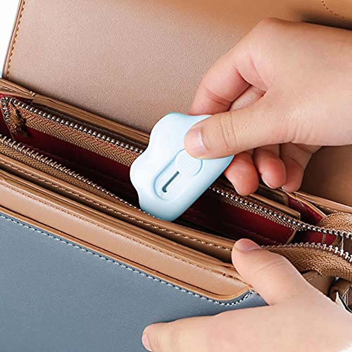 Yiser Cloud Shape Utility Knife Retractable Portable Mini Knife For Wrapping Envelopes Letter Box Cutter With Keychain Holes 2 Pack Kitchen Magnetic Knife Strip (As shown, One Size)