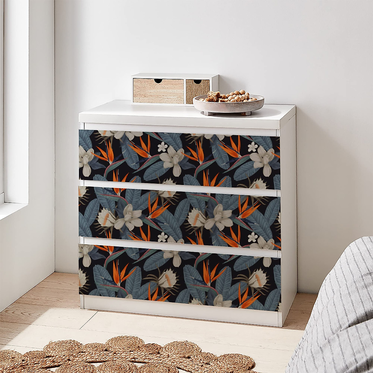 UniGoos White Floral Peel and Stick Wallpaper Black Background Blue Palm Flower Contact Paper Vinyl Self-Adhesive Vintage Wall Paper Roll for Cabinet DIY Decor 17.7" x 118"