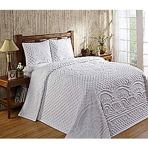 Better Trends Chenille Bedspreads Set Queen Size, Trevor Collection Medallion Design in White - Lightweight bedspreads, 100% Cotton Tufted Cotton Bedspreads
