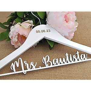 Bride Hanger, Wedding Hanger, Wedding Gift, Personalized Bride Hanger, Honor Maid, Bridesmaid, Doctor, Graduation Dress Hanger