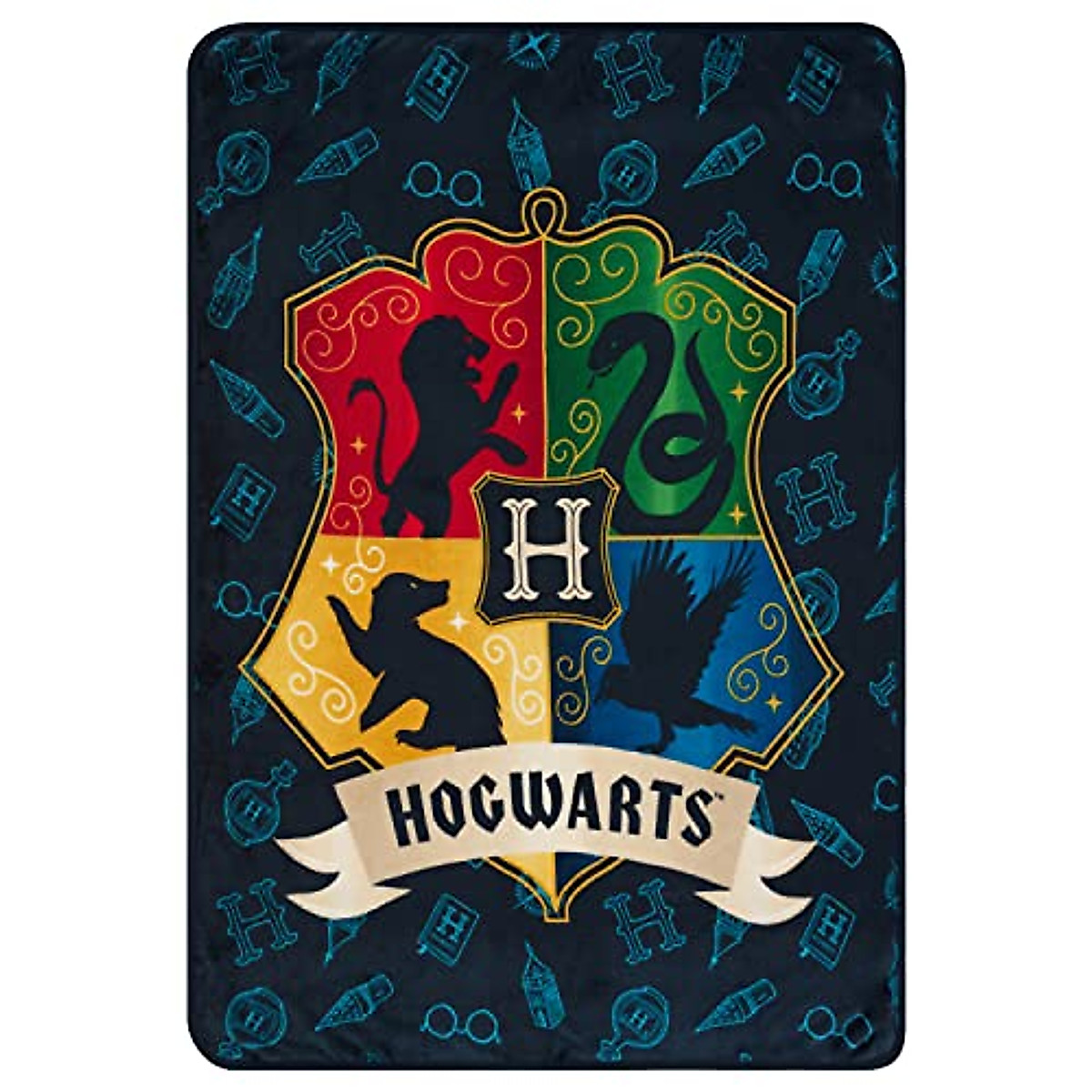 Harry Potter Fleece Throw Blanket - Harry Potter Hogwarts Plush Fleece Throw - Gryffindor Hufflepuff Ravenclaw Slytherin Wizardry Throw Blanket (Harry Potter)