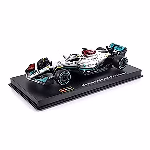 Bburago 1:43 F1 Merecedes W13 E Performance (2022) with #44 Hamilton Driver
