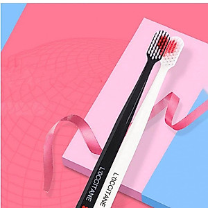 TOSSPER 2pcs/Set Couple Toothbrush, Black White Color Simple Adult Soft Hair Heart-Shaped Pattern Toothbrush for Outdoot Travle
