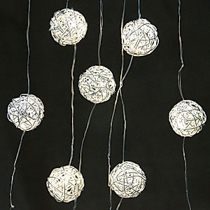 Wedding Party Decorating String Lights, Globe Rattan Ball Plug-in Fairy Lights 10ft 15 LED USB / Battery Powered with Remote for Indoor, Bedroom, Garden, Home, Holiday, Office, Classroom Ornaments